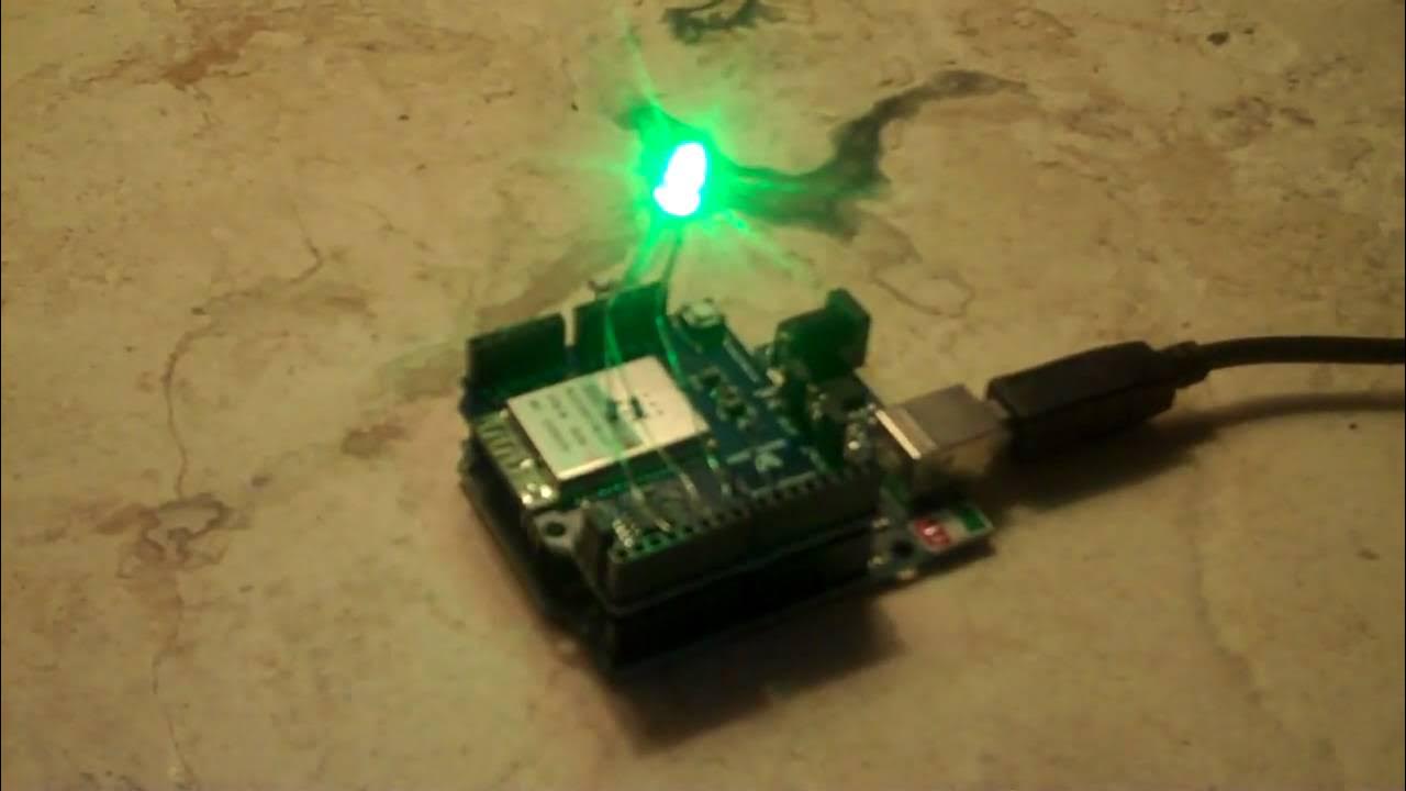 Arduino World Mood Light using Twitter and WiShield - YouTube