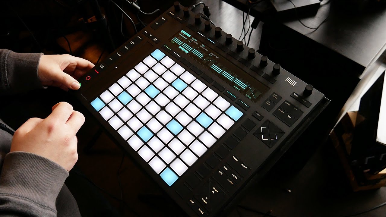 Using VST Racks With Ableton Push 2 / V Collection / Komplete 12 - YouTube