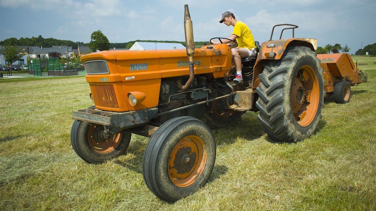 Récolte de foin 100% Someca (2 x Someca 1000 + 1 presse Someca) - YouTube