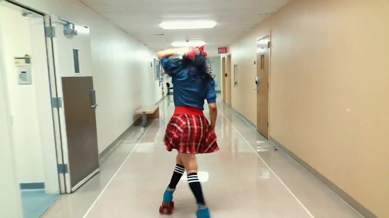 Rollergirl Ditching class (2min) extended - YouTube