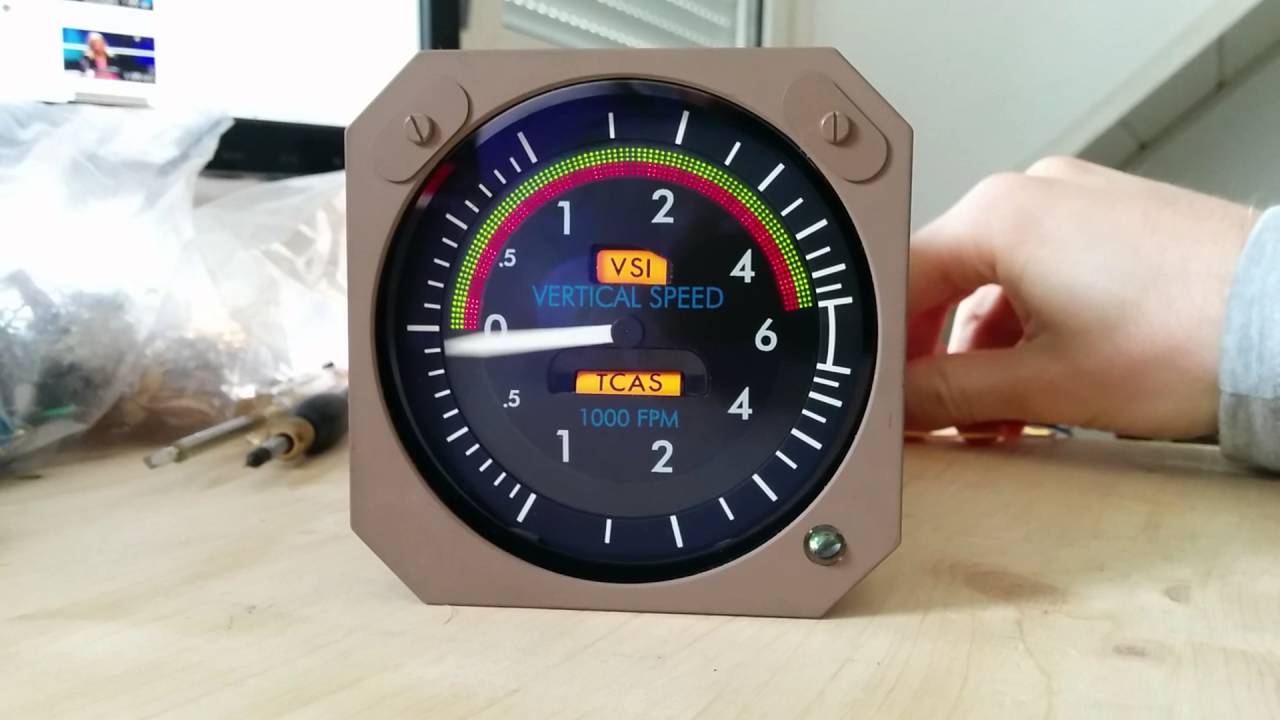 Vertical speed Indicator / TCAS - Boeing - YouTube