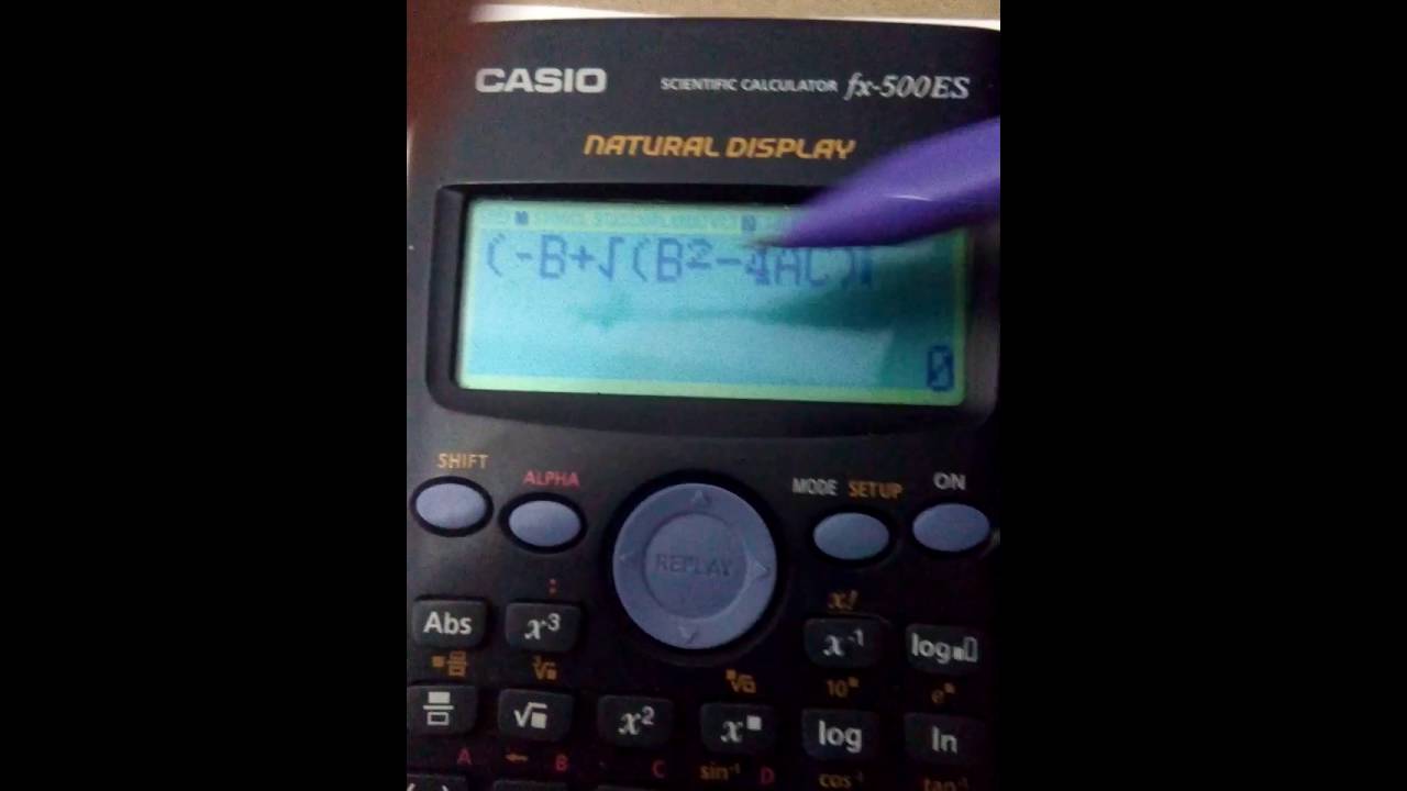 Solución de una ecuación cuadrática con la calculadora científica - YouTube
