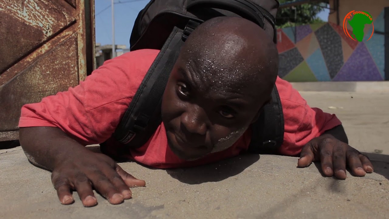 Fou Rire ---- Qui peut faire Ça 😏😏😏😏 (BEST COMEDY 2019) - YouTube