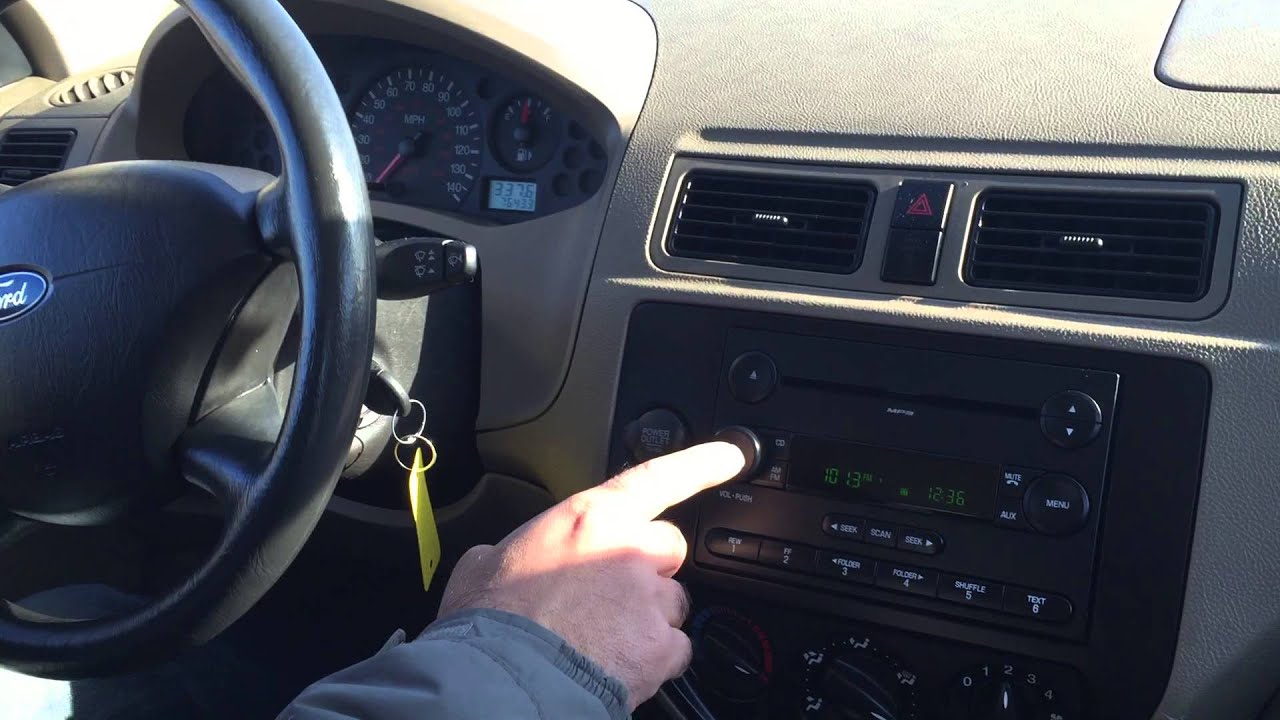 2007 Ford Focus White 5 Speed - YouTube