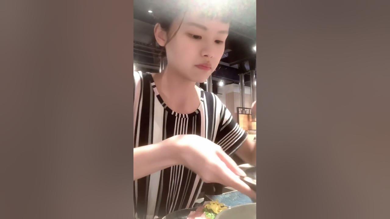 一人燒肉😌人生苦短， 多花點時間做自己吧聚餐 人生 情感 語錄 情侶築間 燒烤 燒肉smile 勵志 自我成長 生活語錄 Taiwan Food Taichung