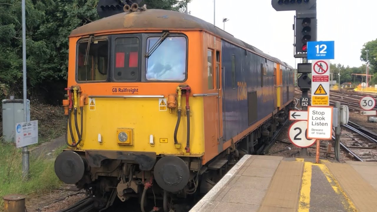 Class 73s | 73-136 “Mhairi” + 73-213 “Rhodalyn” | GBRF | Departing ...