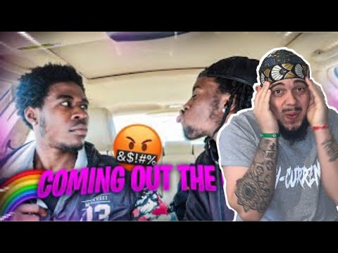 Kai Cenat - CRAZY COMING OUT THE CLOSET PRANK ON PUNGA!! *GOT VERY ...