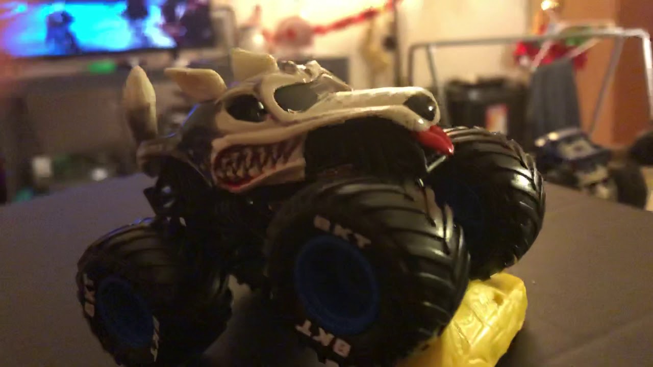 What do you think of this truck? #3: Monster Mutt Husky - YouTube