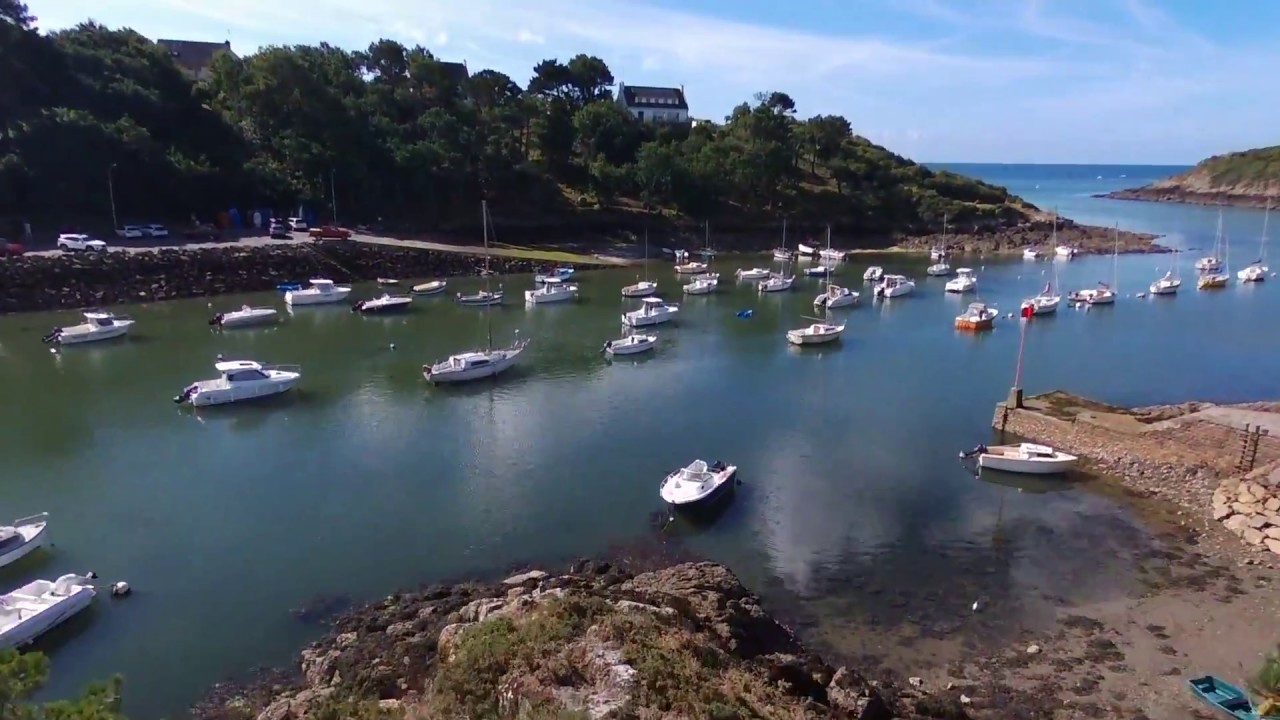 Port De Merrien - YouTube