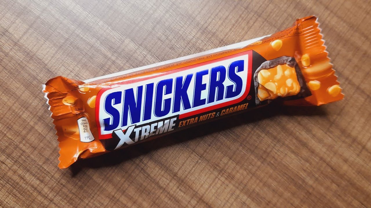 #Unwrapping #SNICKERS #new #EXTREAM #EXTRA NUTS & CARAMEL - YouTube
