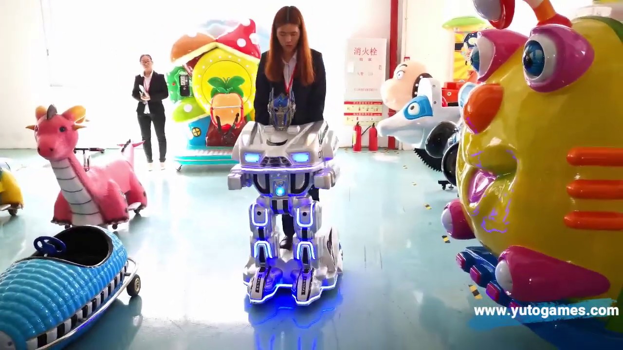 Mech Warrior Amusement Ride - YouTube