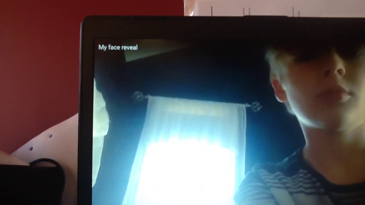Reacting to face reveal video - YouTube