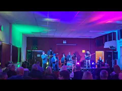 Madnezz of Amy Show featuring Nadine L'Amour & Ultimate Madnezz