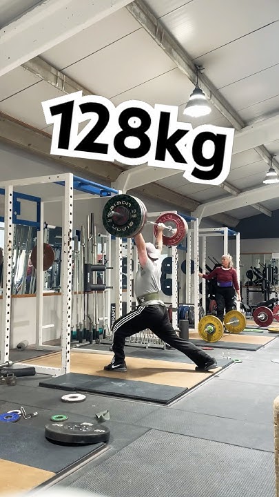 +6kg PB clean and jerk #monkey #olympicweightlifting #gym #gymemes #1rm #maxout #egolifter - YouTube
