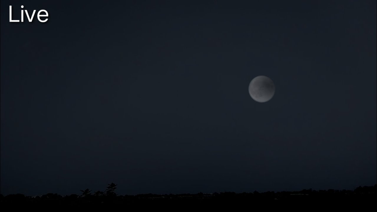 Live Footage Partial Lunar Eclipse Peak - 18 september 2024 - YouTube