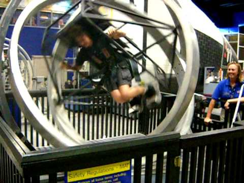 G-force Spinner - YouTube