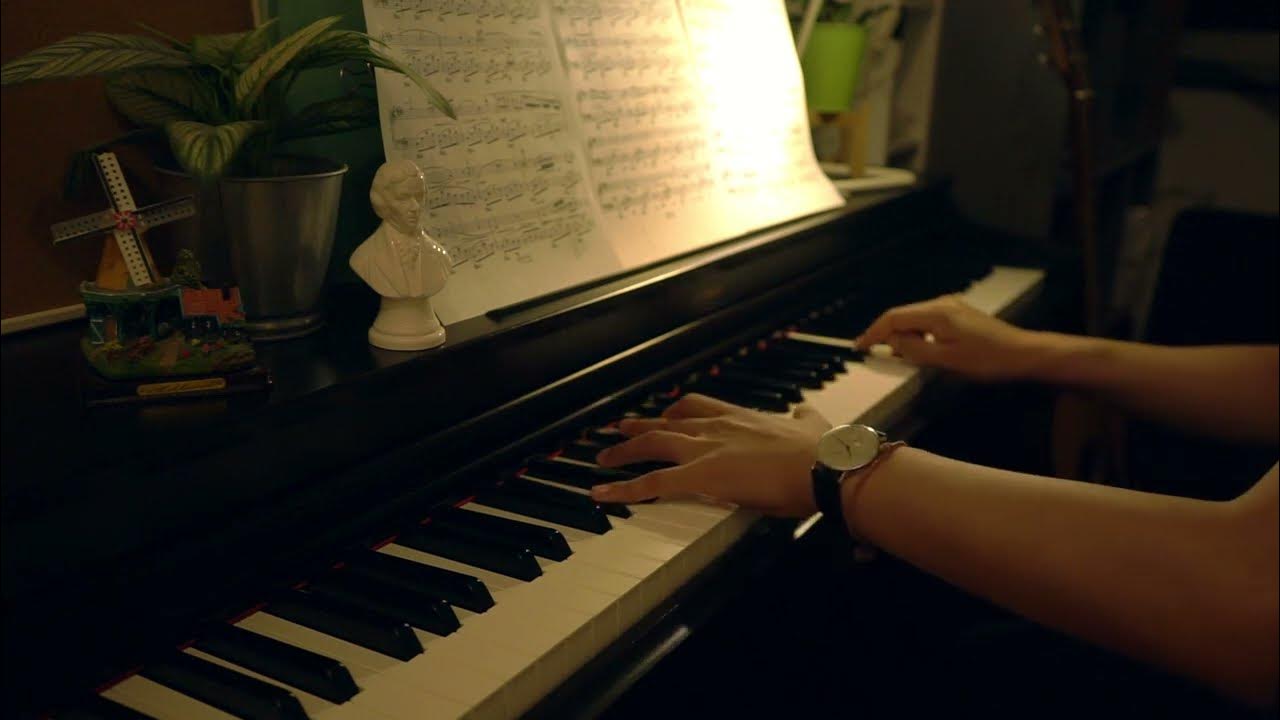 Frédéric Chopin: Nocturne in C-sharp minor, Op. posth. (excerpt) - YouTube