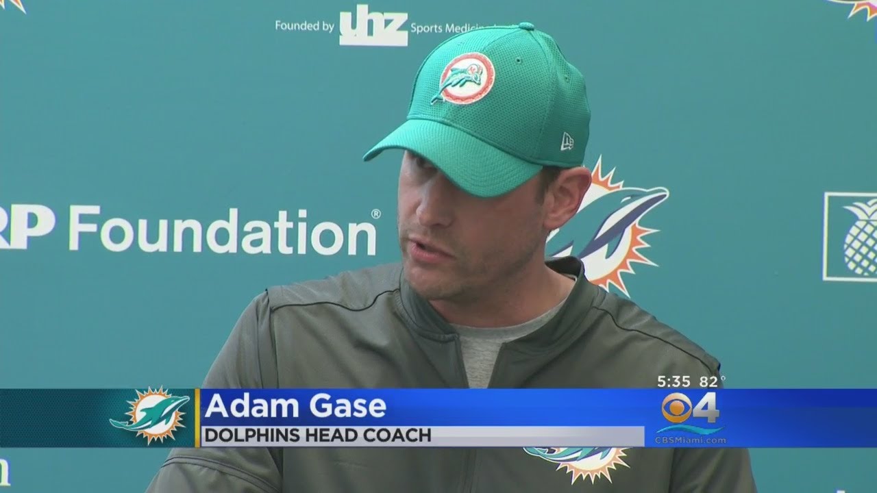 Miami Dolphins Coach Adam Gase addresses the media - YouTube