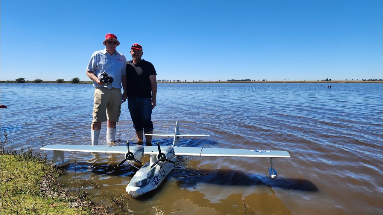 Irene Radio Flyers Float Fly event at Tapkar Dam, Part 2 (4K) - YouTube