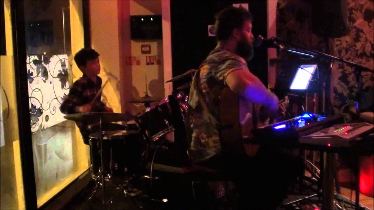 Seth Beard & Sam Wise Superstition - YouTube