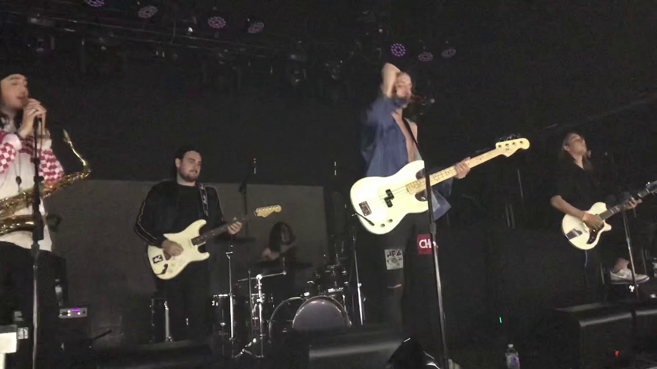 Chase Atlantic - Angeline 2/17/18 - YouTube