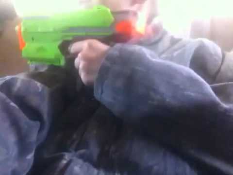 Funny nerf gun - YouTube