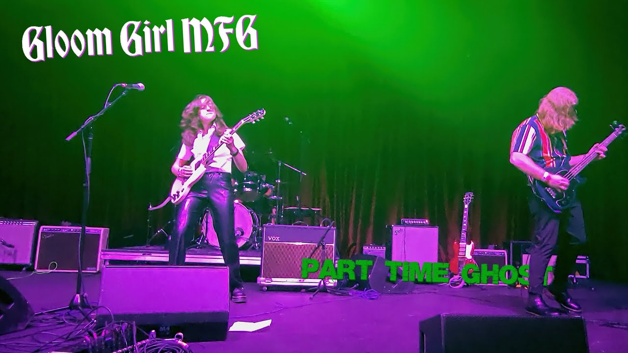 Gloom Girl MFG - Part Time Ghost (Live in Nashville) - YouTube