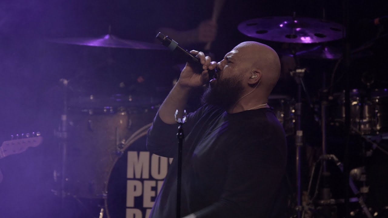 Moses Pelham - M zum O (live in Frankfurt) (Official 3pTV) - YouTube