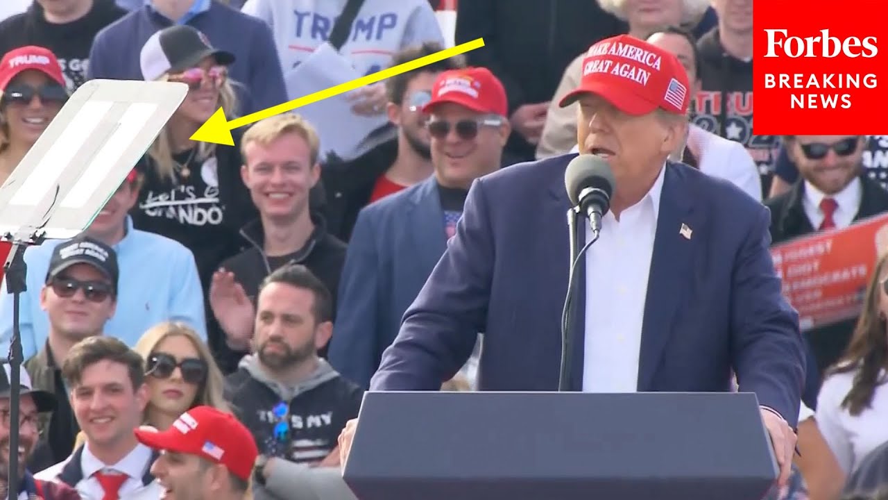 'Don't Pay The Teleprompter Company!': Trump Has Problems With ...