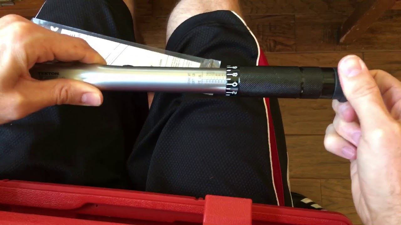 Torque wrench threads stripped - YouTube