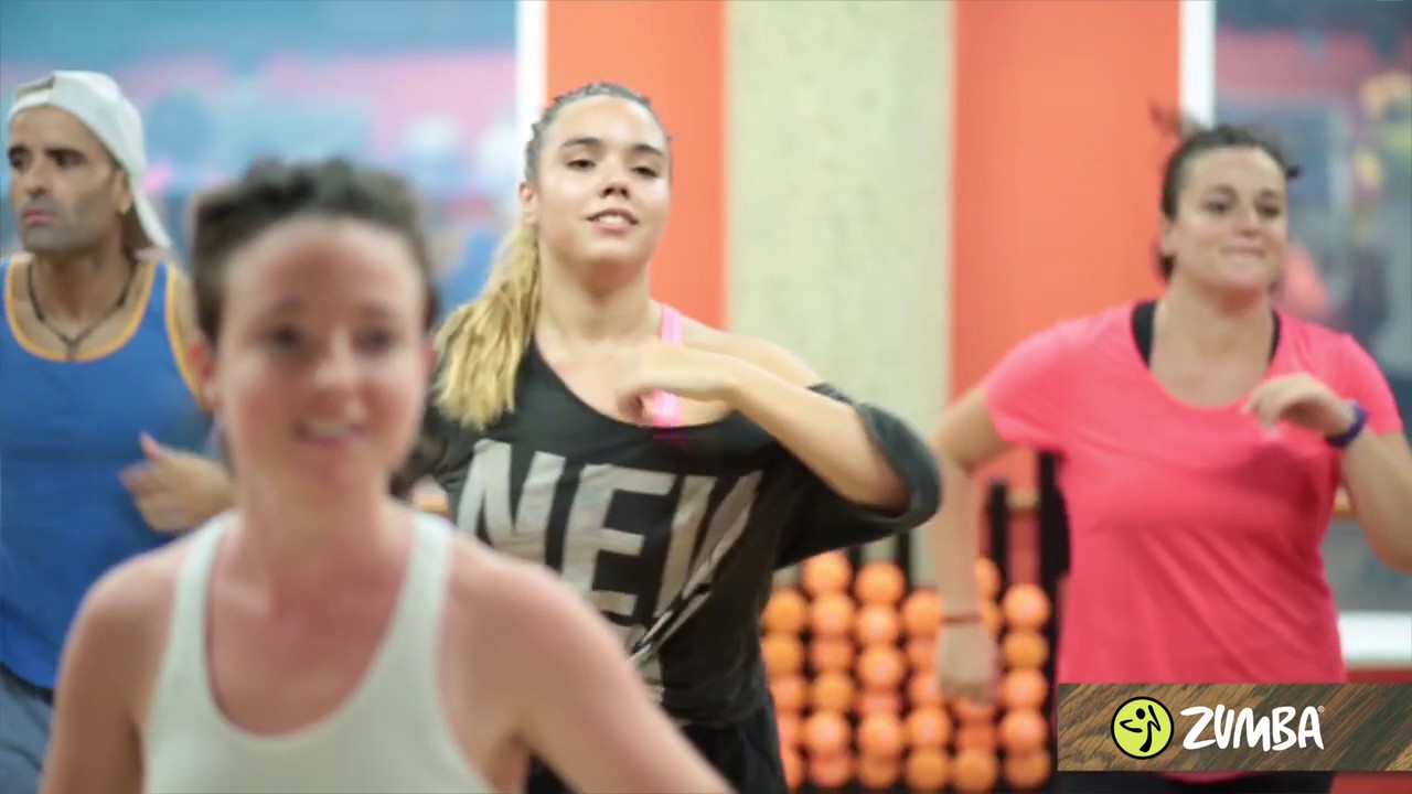 Zumba® con Jessica Expósito - YouTube