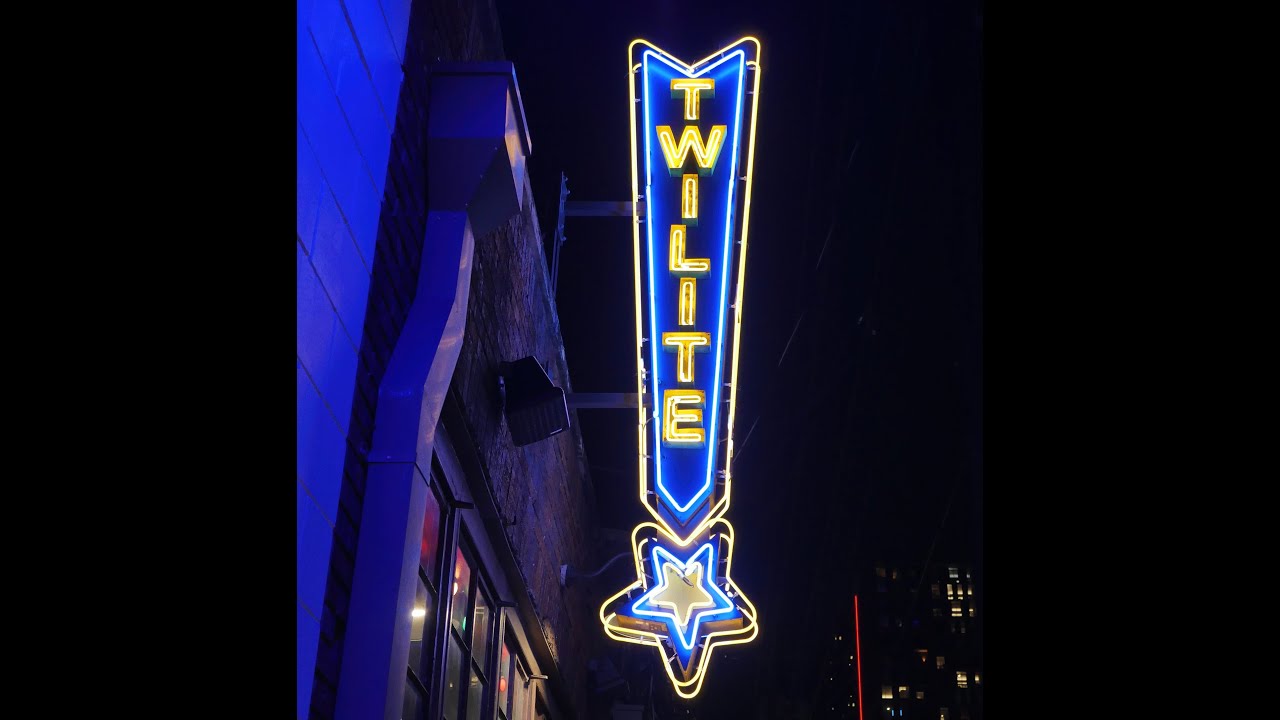 Twilight Lounge Dallas, Texas Comedy Night - YouTube