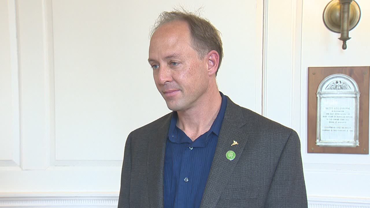 Newtown parent Mark Barden - YouTube