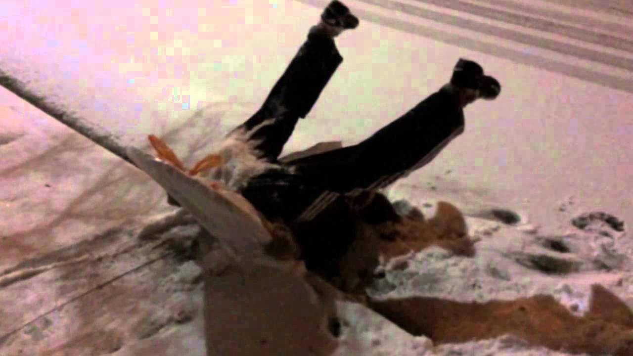 Hilarious slow motion sledding fail - YouTube