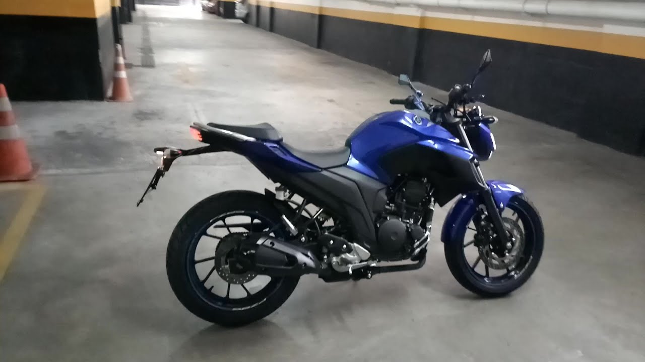 YAMAHA FZ25 BLUE AND BLACK - YouTube