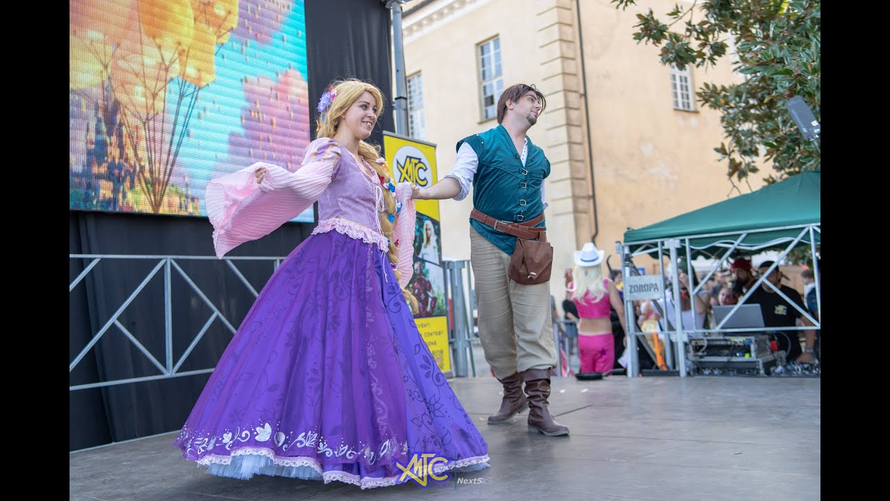 San Giorgio Brick Expo 2023 Cosplay Contest Rapunzel e Flynn - YouTube
