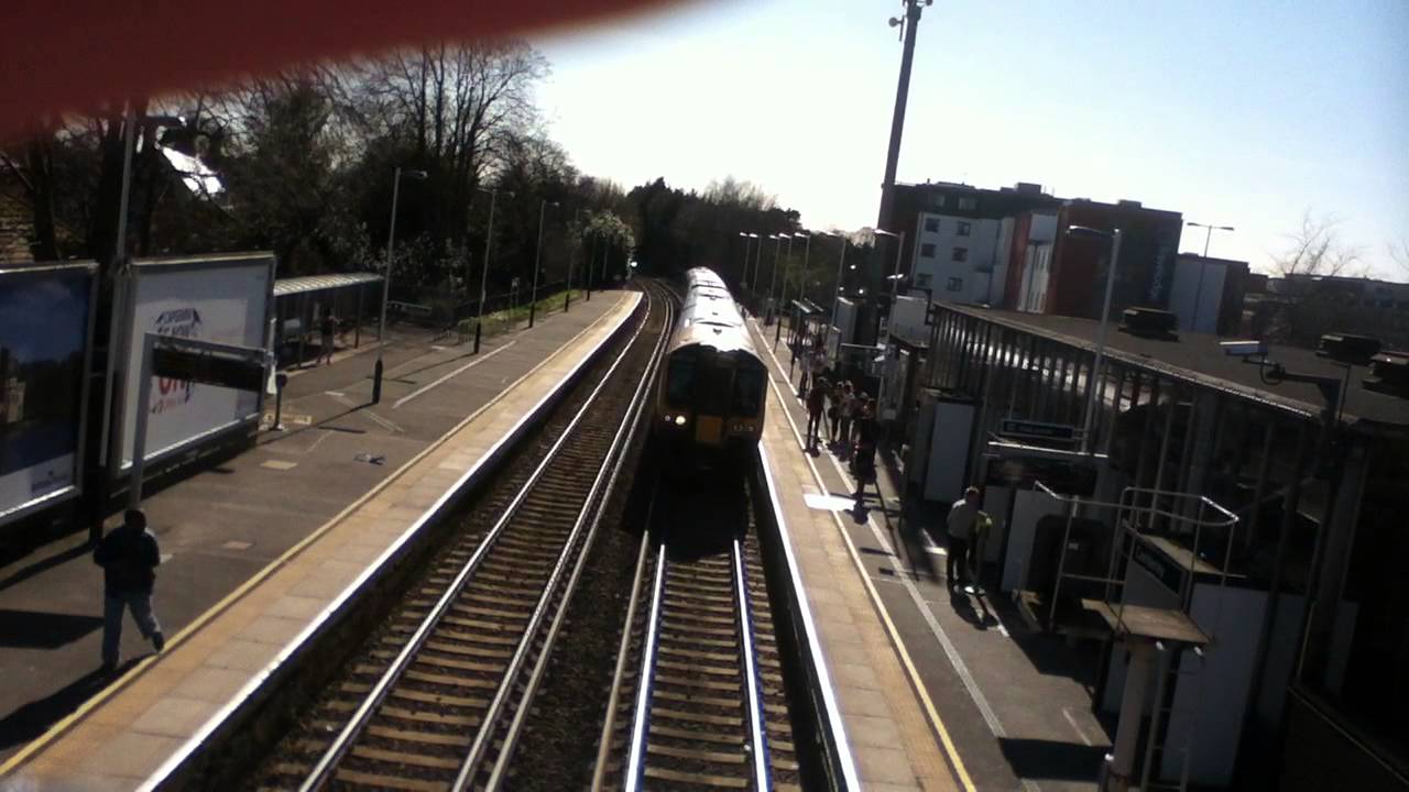 Train arriving Camberley Station from Frimley - YouTube