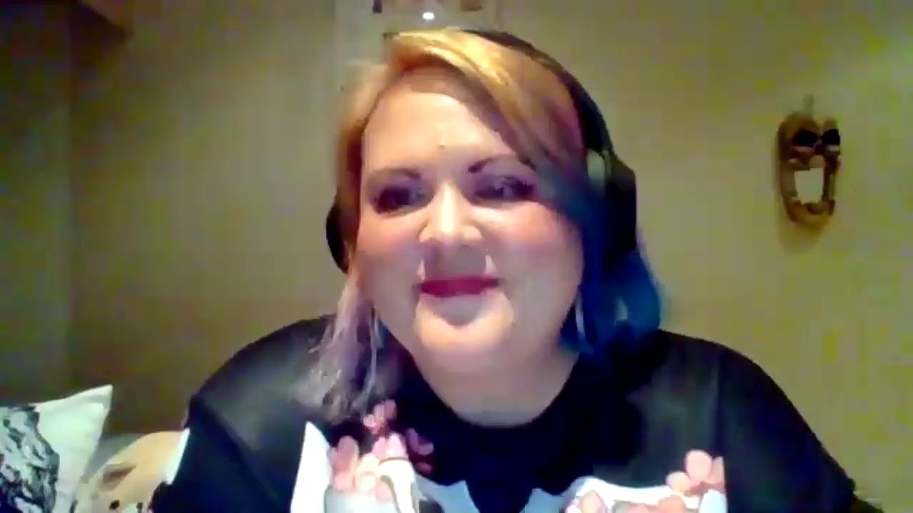 Author Showcase - Angie Wenham - 'To Be Seen' - YouTube