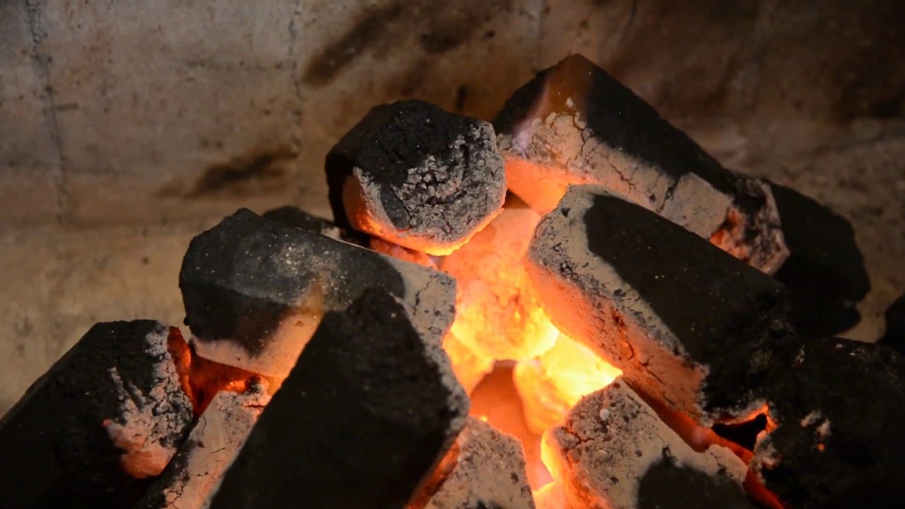 Carvão Ecológico Carvomax - YouTube