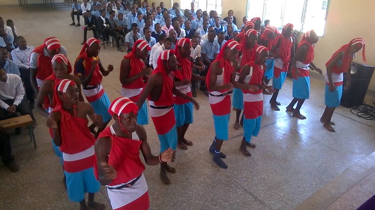 ISIOLO BOYS HIGH SCHOOL SAMBURU DANCE - YouTube