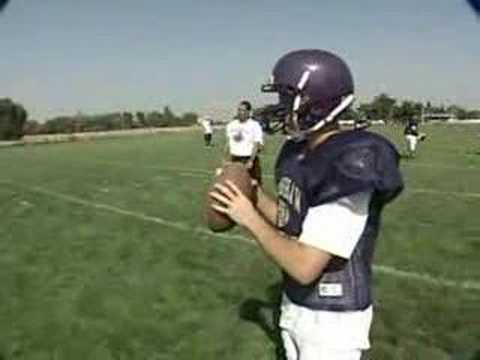 Football: The Proper Way To Catch - YouTube