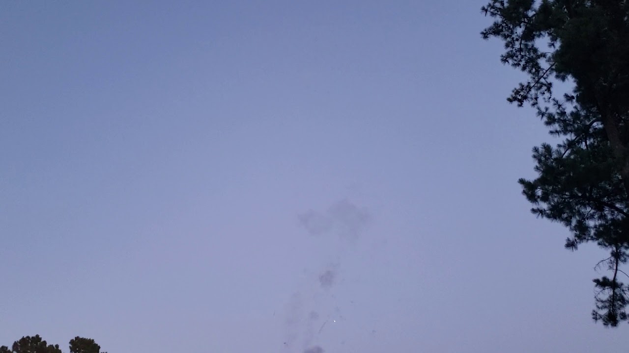 Holy Pow 200g by Great Grizzly fireworks - YouTube