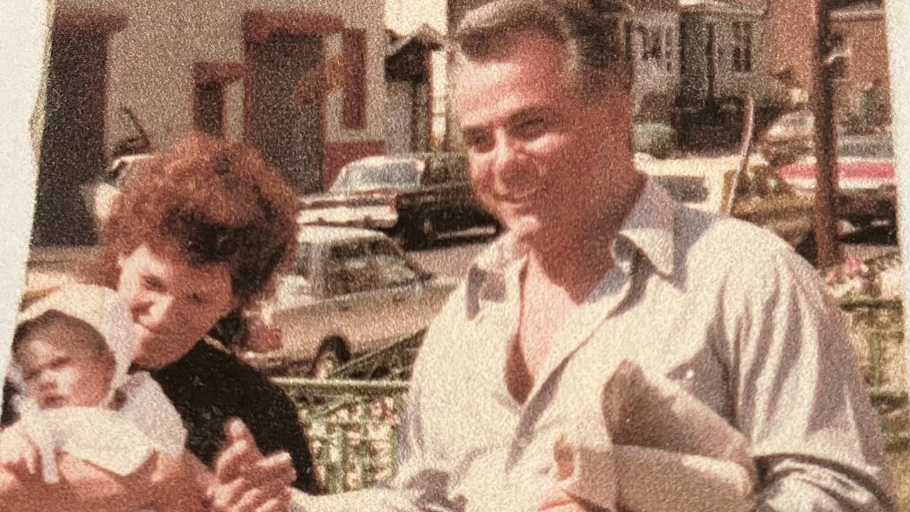 Attorney Elio Forcina, Mr Smith, Mary, Mob Rats Exposed, & Chris Trocc ...