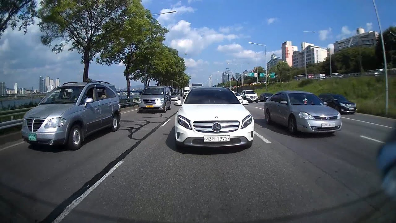 IROAD V9 [Rear/Daytime] FullHD 6 - YouTube