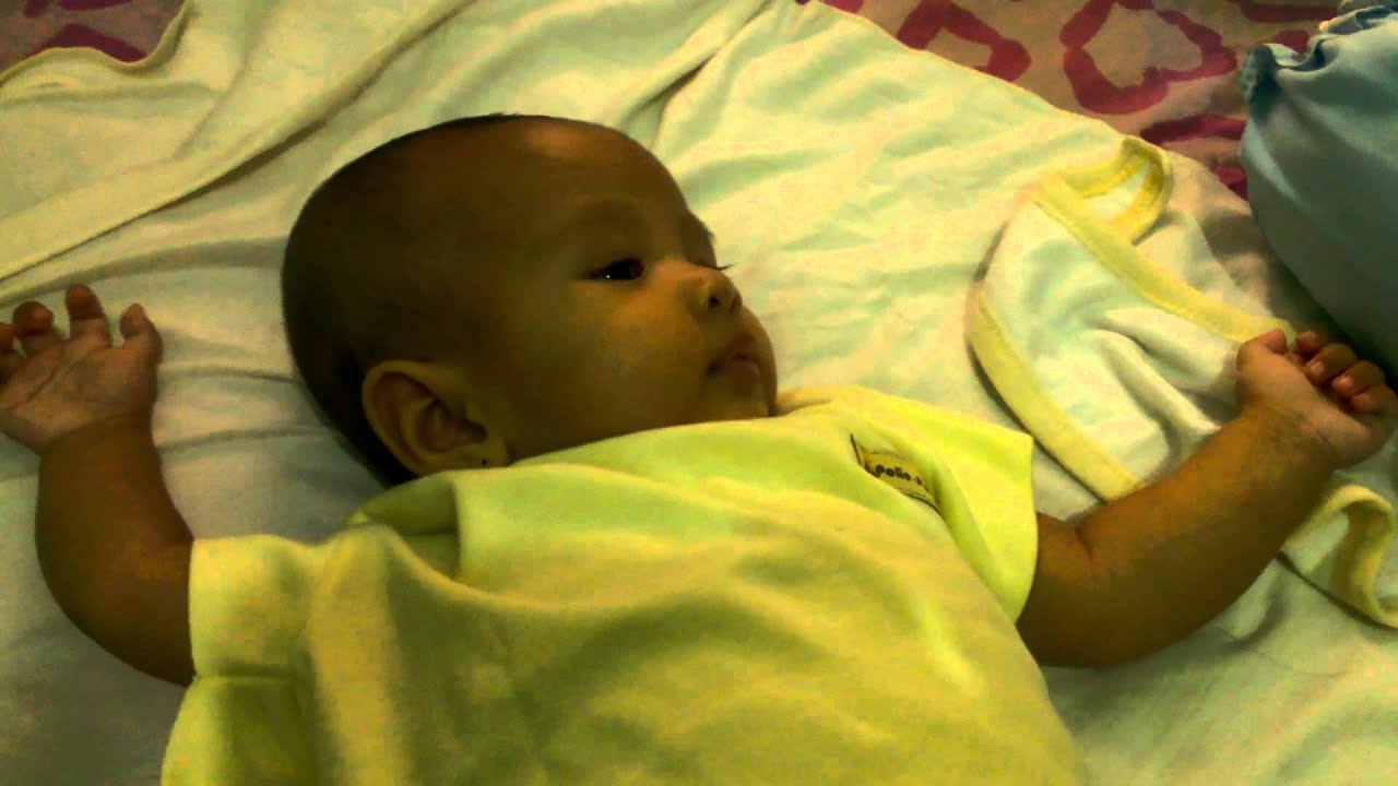 Baby Sabina singing - YouTube