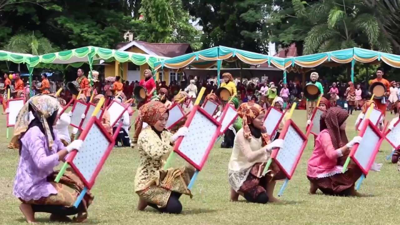 Festival Budaya Kuantan Singingi - YouTube