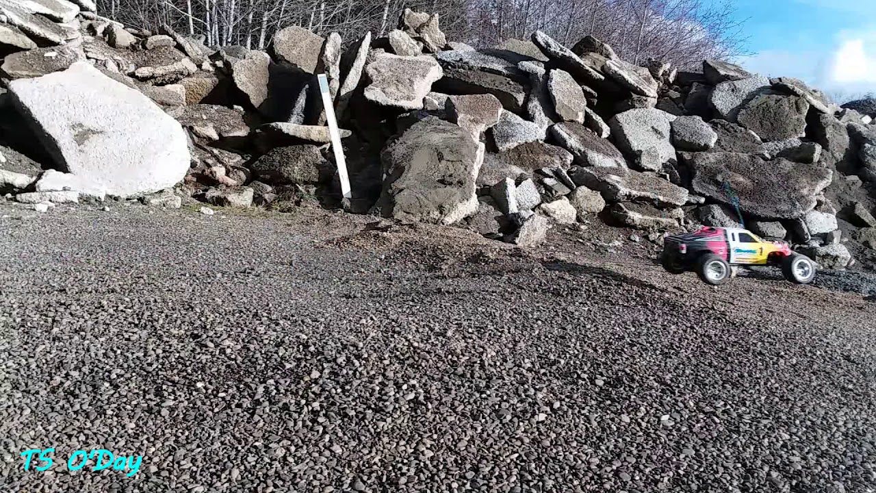 Vintage Traxxas Rustler First Run! - YouTube