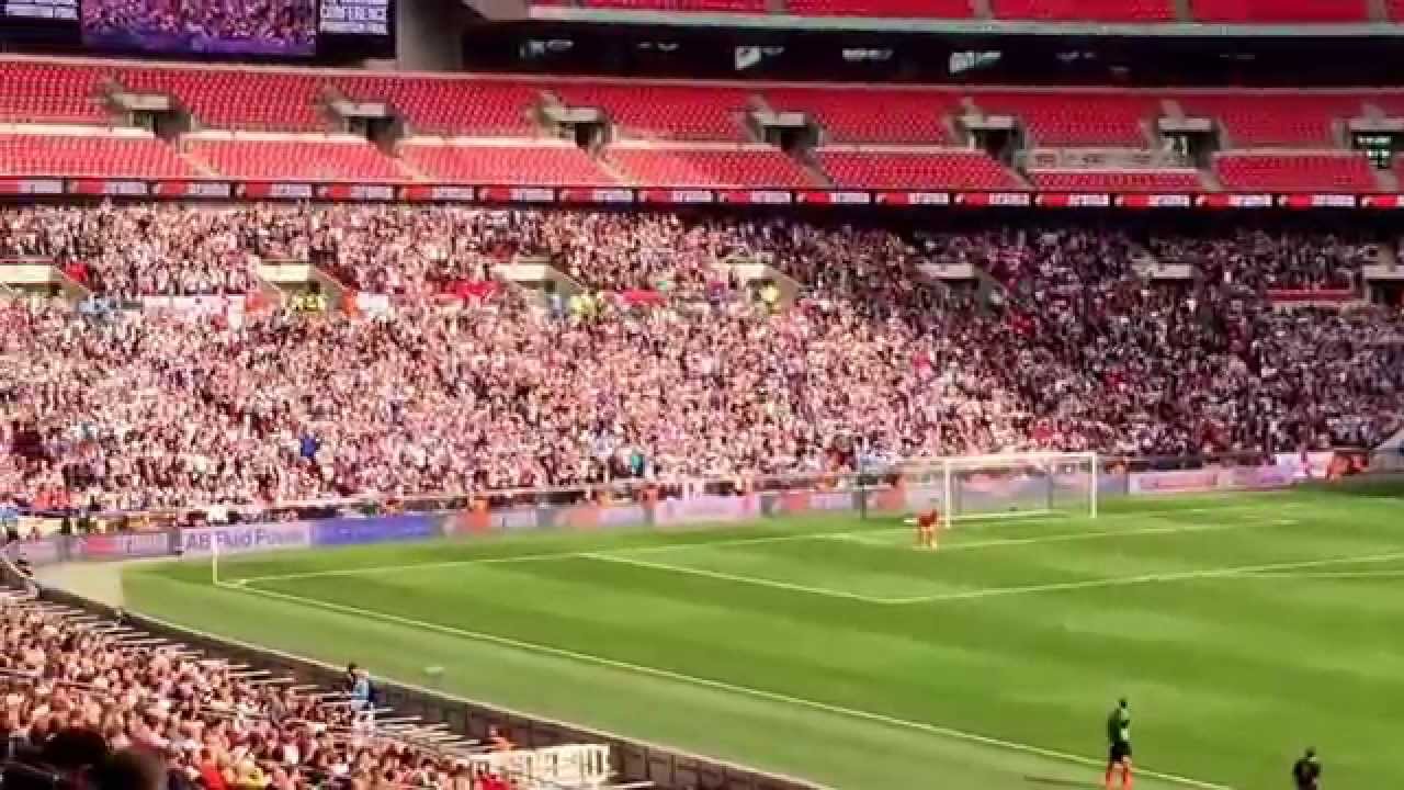 Clap, clap, clap, clap..."FISH!" Grimsby Town fans at Wembley. - YouTube