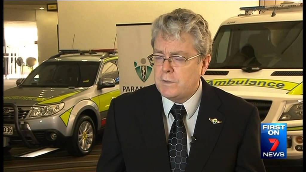 Emergency Ambulance Driving Training - YouTube
