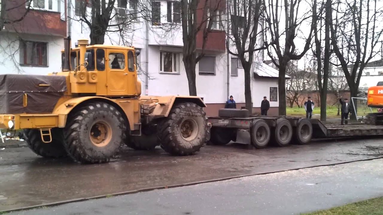 Russian monster tractor Kirovets K-700 jumps - YouTube